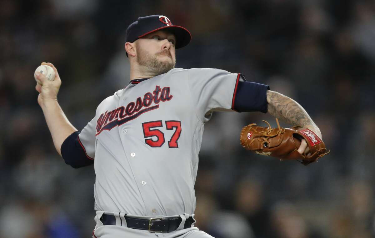 Ryan Pressly returns to Texas to bolster Astros' bullpen