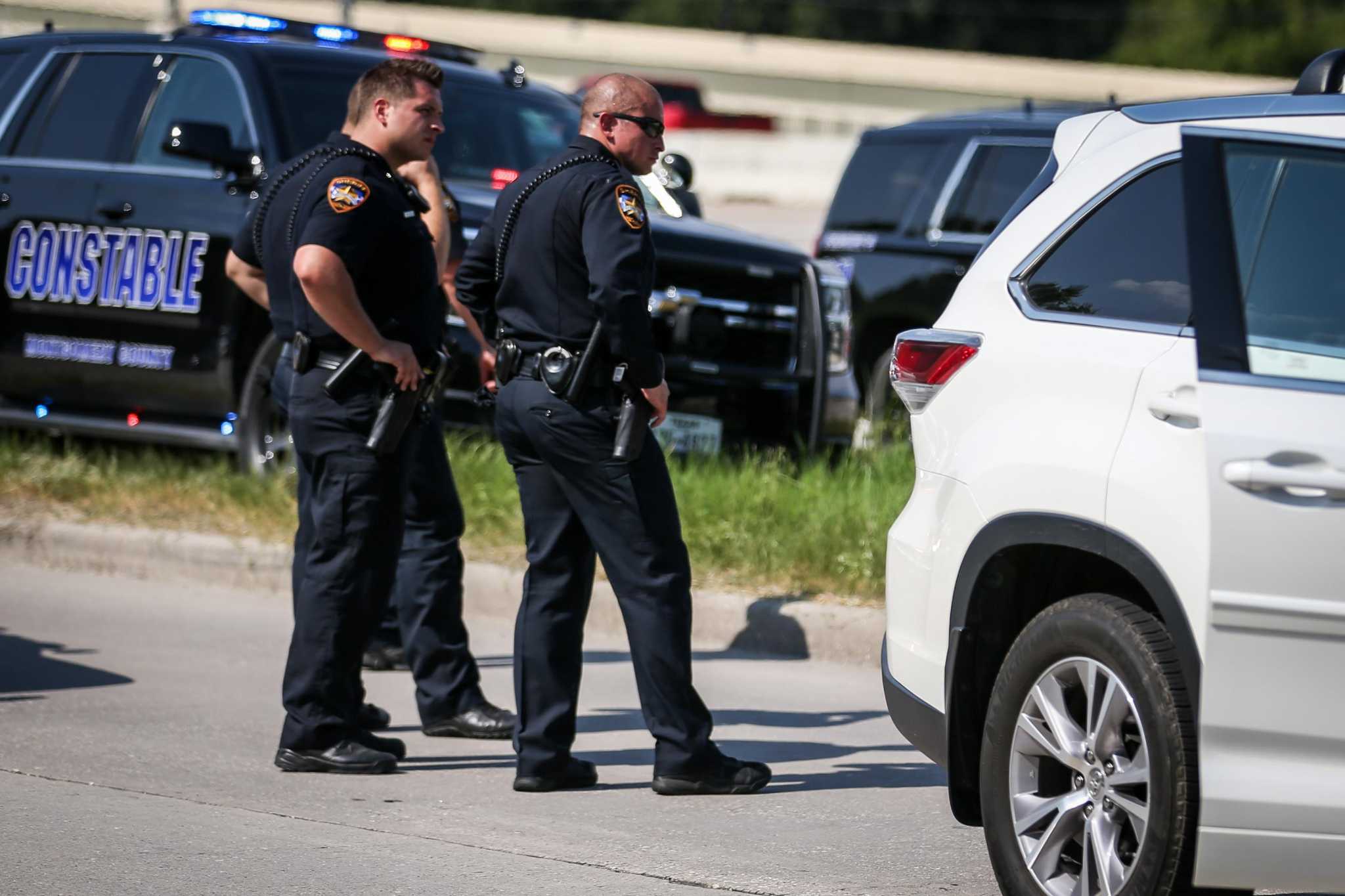 Car crash leads to stabbing, shooting at I-45 underpass in The Woodlands