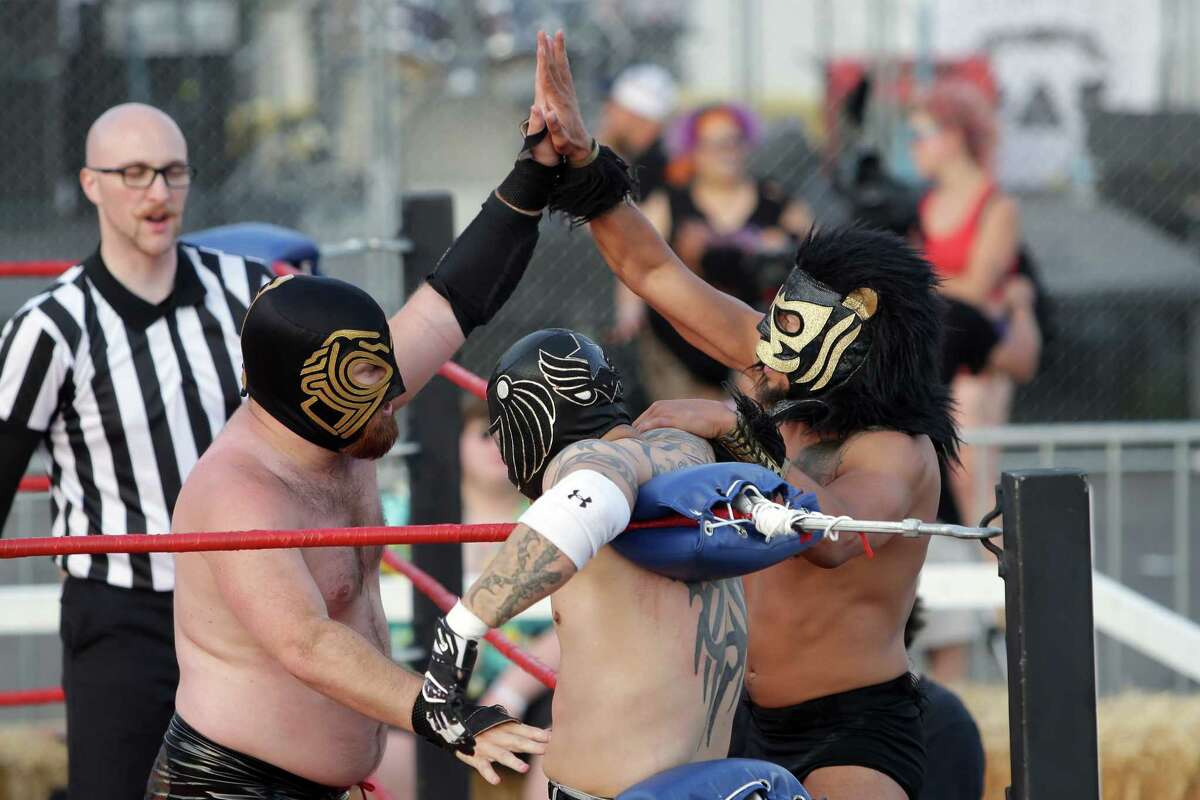 Wrestlers and Rockers rage at Backyard Brawl