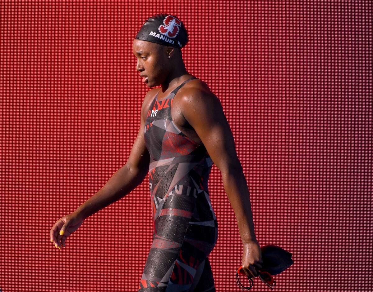 Simone Manuel sets records in freestyle events at Phillips 66 Nationals