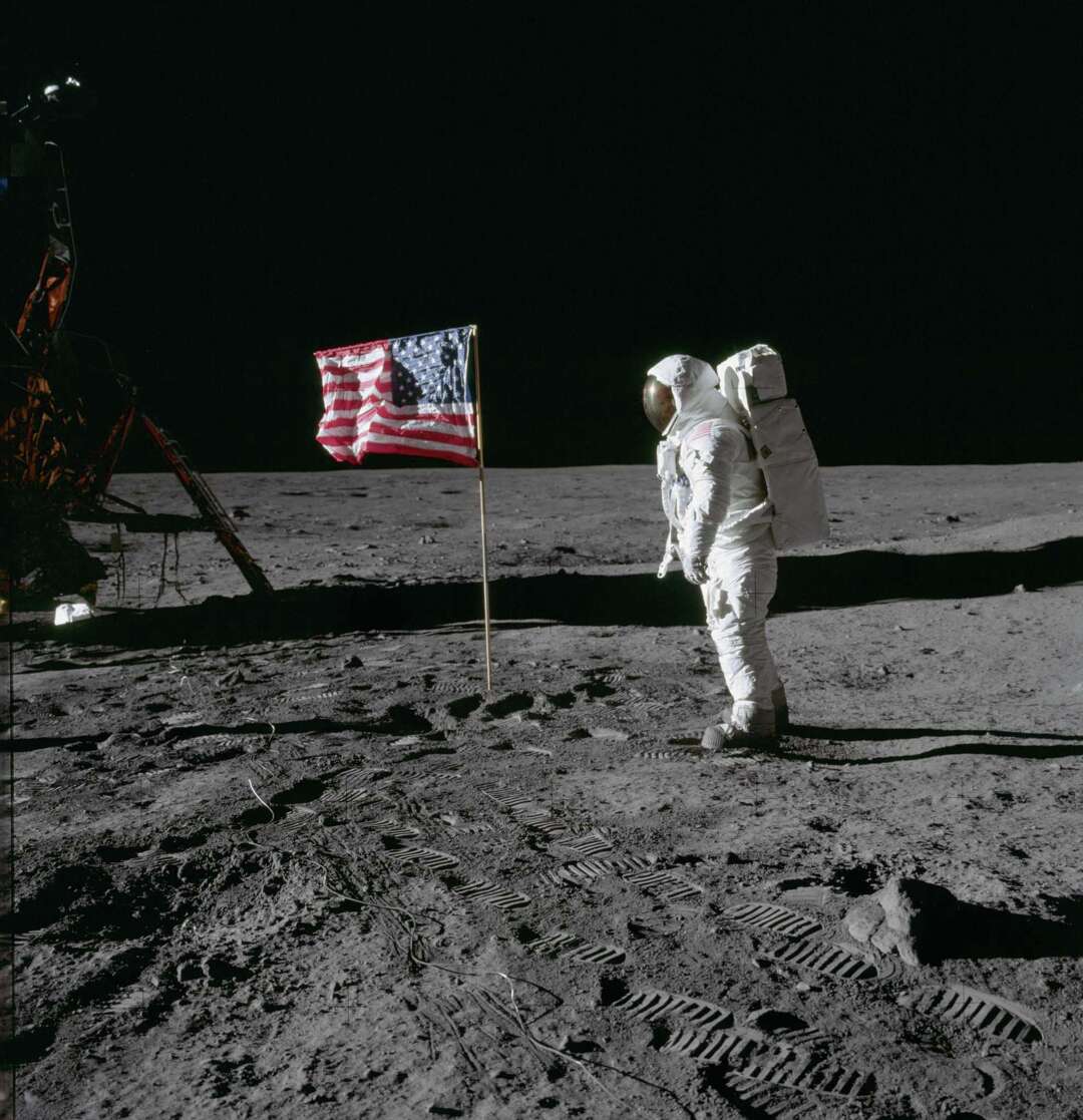 Lunar mission: Find missing moon rock