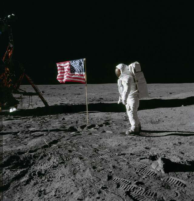 Lunar mission: Find missing moon rock