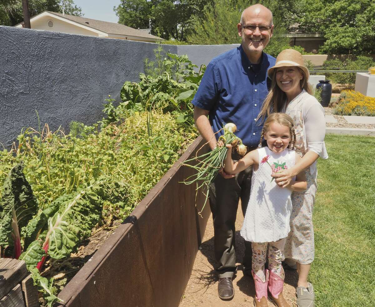 Midland physicians serve as role models through diet, exercise habits