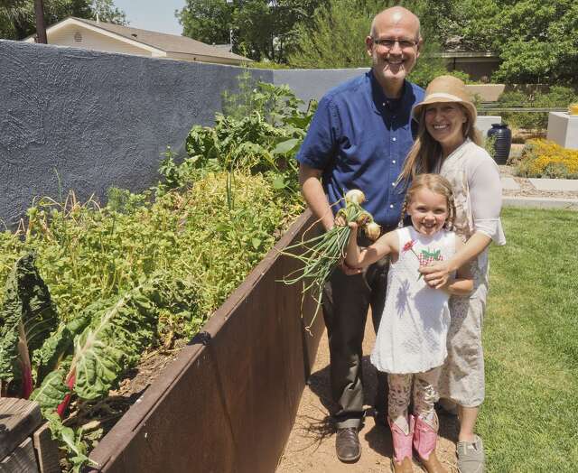 Midland physicians serve as role models through diet, exercise habits