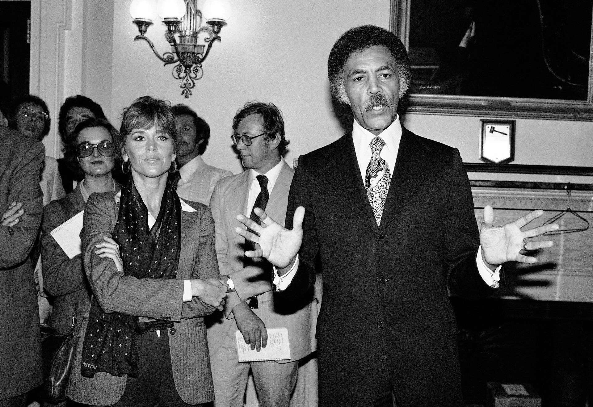 Ron Dellums, former congressman and Oakland mayor, dies at age 82