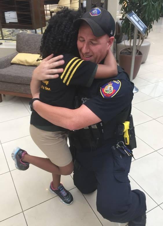 Louisiana girl stops in Stamford in nationwide quest to hug police officers