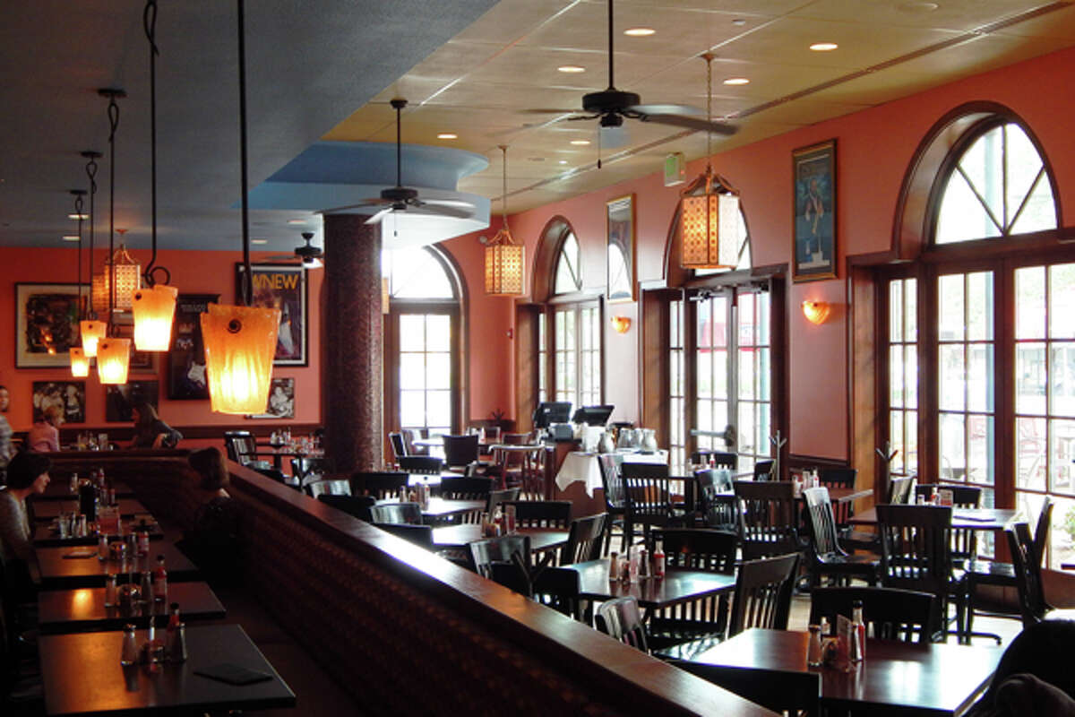 Tony Mandola’s restaurant loses its lease on Waugh