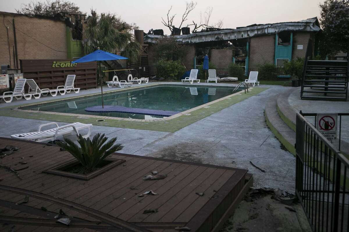 Investigators hint that deadly San Marcos fire was a crime