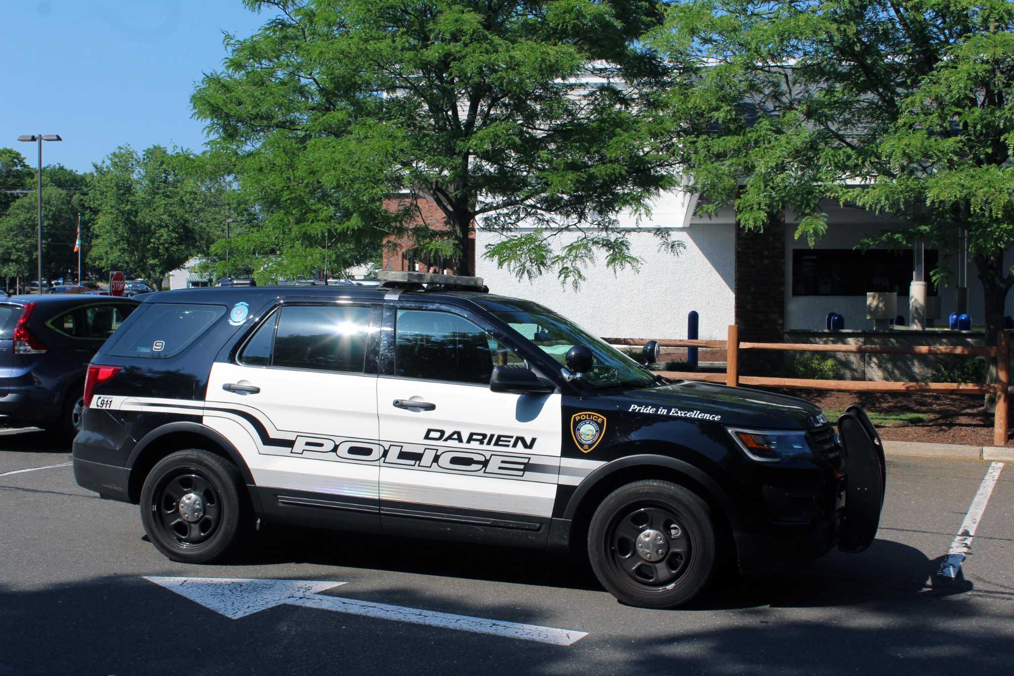Darien police launch campaign to prevent distracted driving