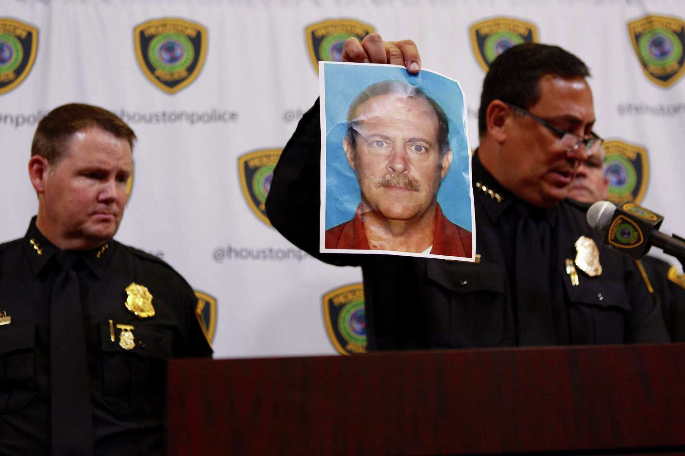 Suspected killer transferred deed day before death of Houston doctor