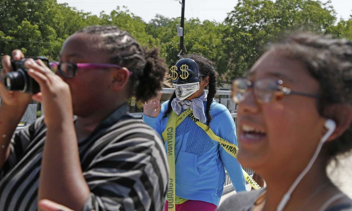 Professional photographers teach at Girls Zone Summer Camp