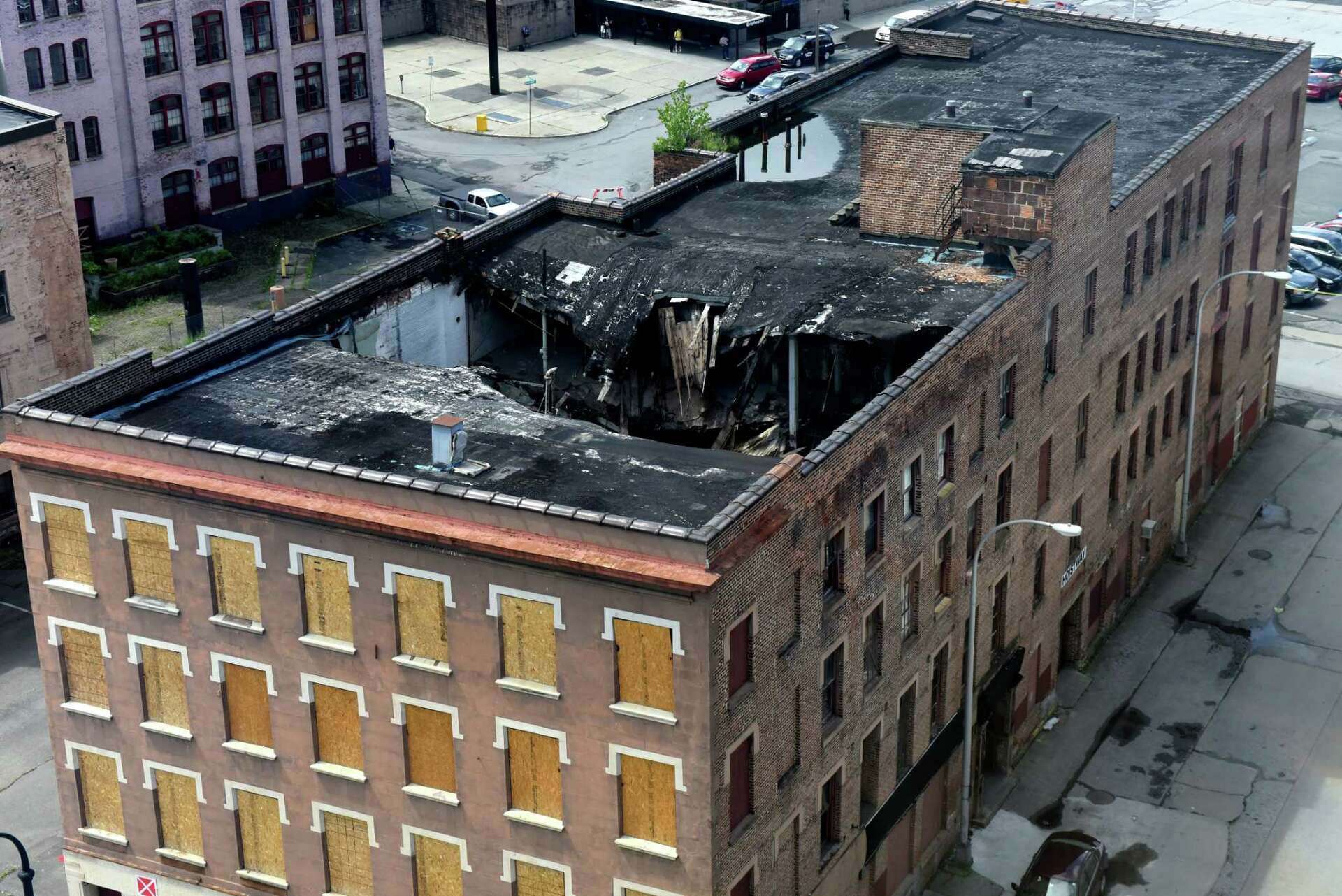 Left to rot, downtown Albany building will be leveled