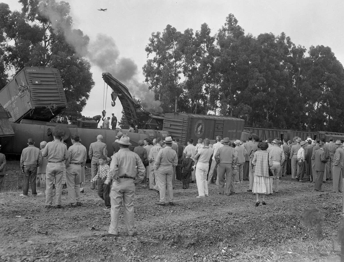 Photos of the great Peninsula train derailment of 1953 rediscovered