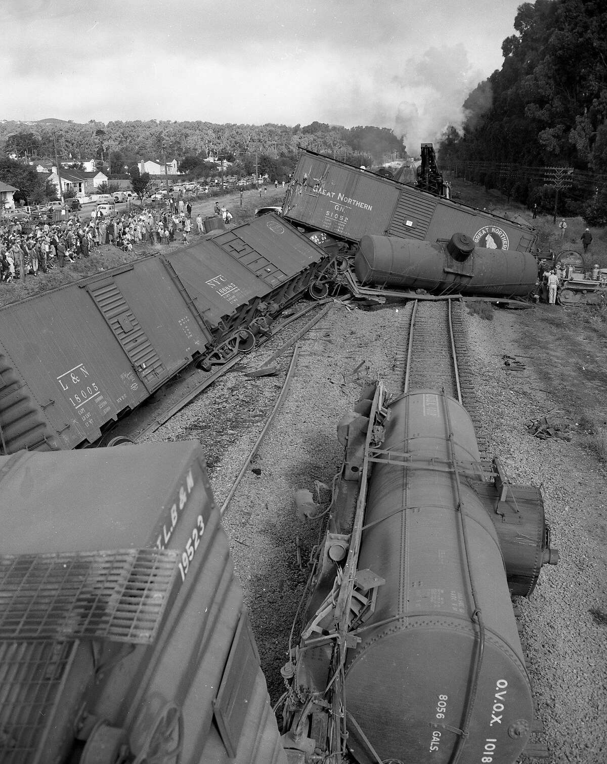 Photos of the great Peninsula train derailment of 1953 rediscovered