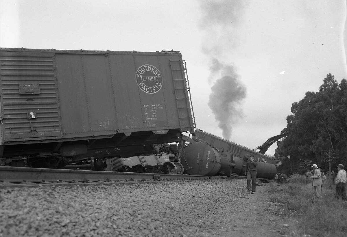 Photos of the great Peninsula train derailment of 1953 rediscovered