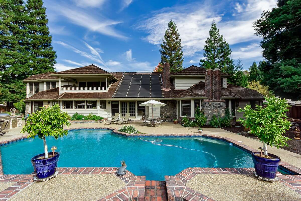 Walk-through: Entertainer’s delight in Danville