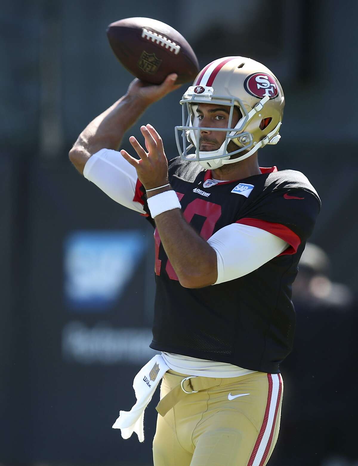 Swooning over Garoppolo? Tight end is right with you