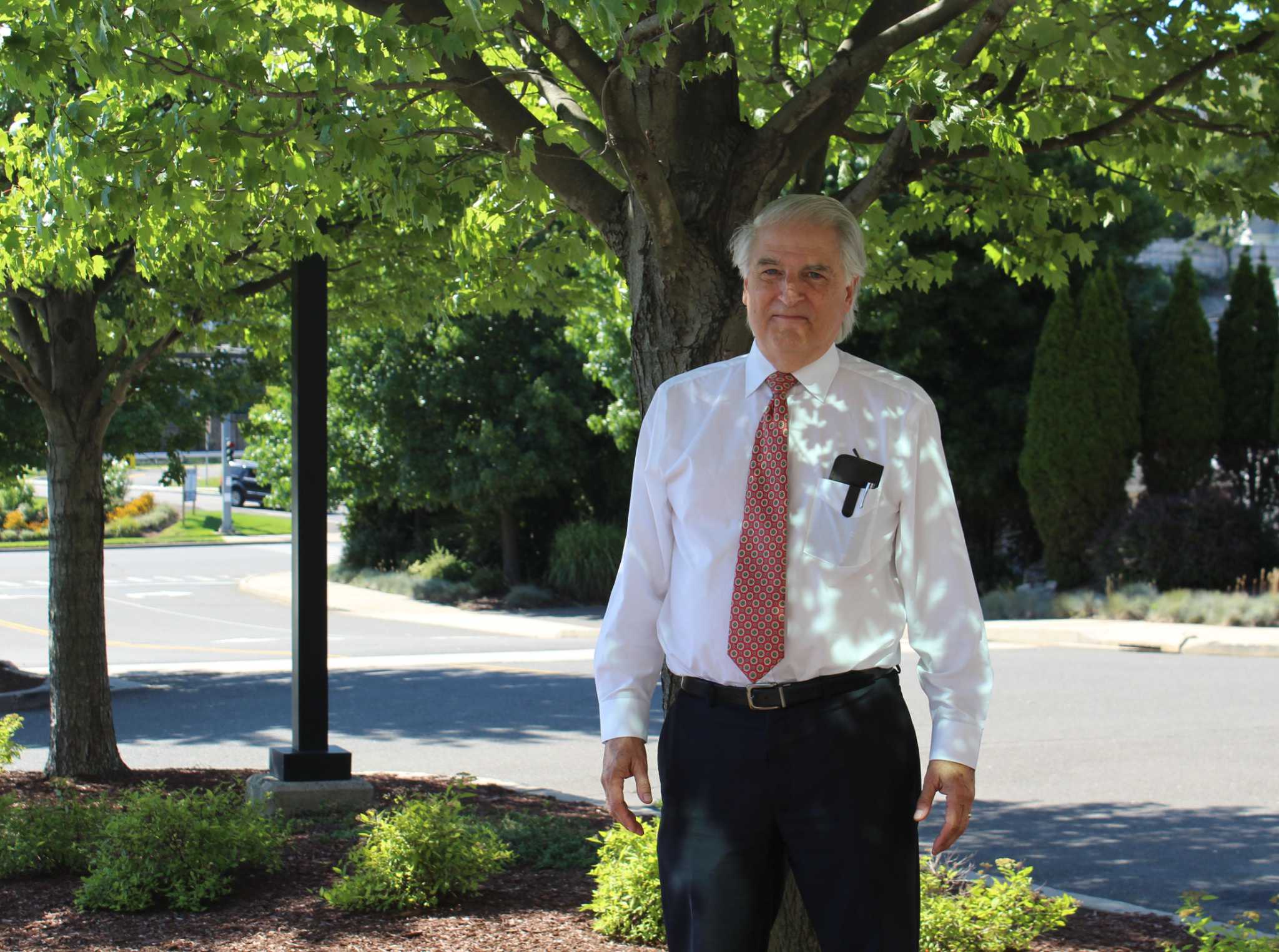 New Milford picks Stephen Tracy as interim superintendent