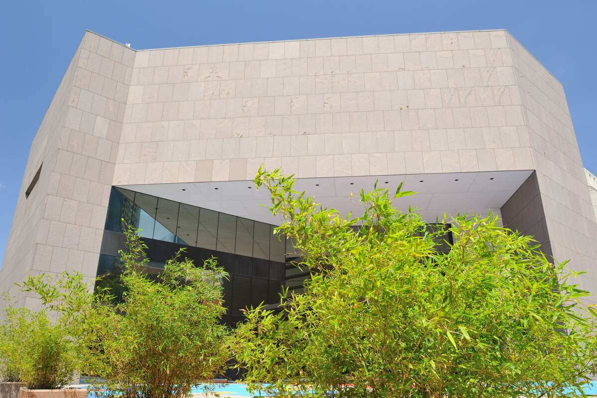 Houston Public Library expands hours, reminds Houstonians of its many ...