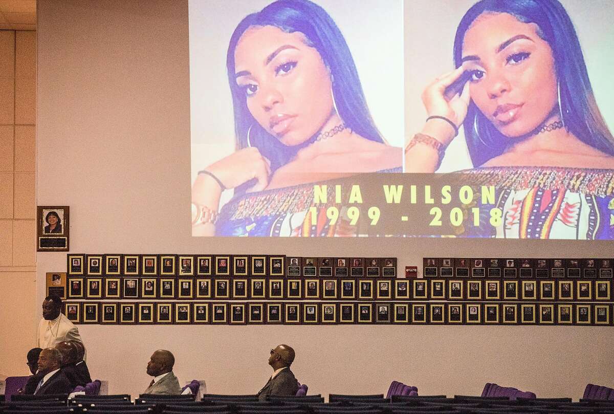 Nia Wilson stabbing case suspended to examine defendant’s mental state
