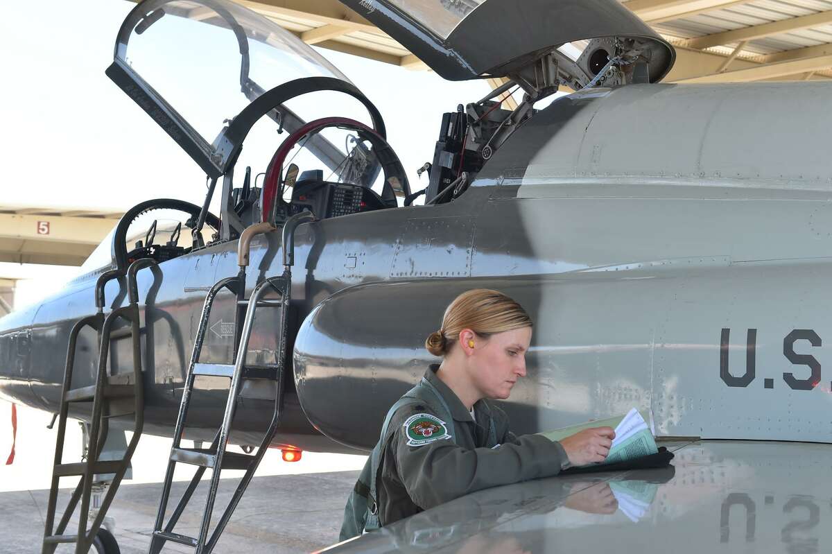 As their careers take off, Air Force women try to balance work and family