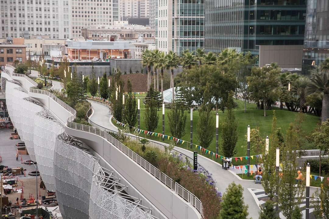 San Francisco’s imposing transit center ready to roll at last