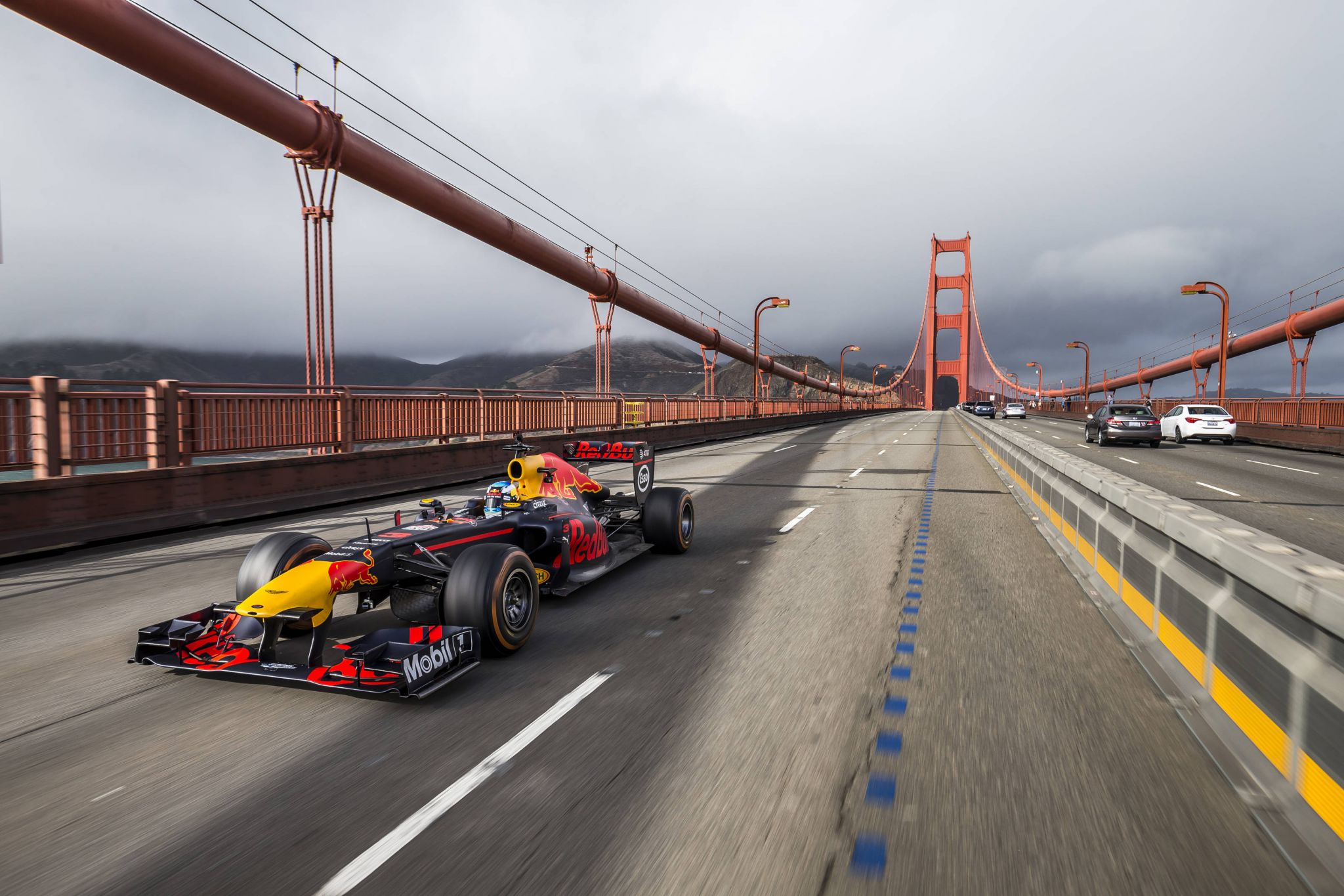 Formula 1 car races through SF, takes pit stop on Bay Bridge