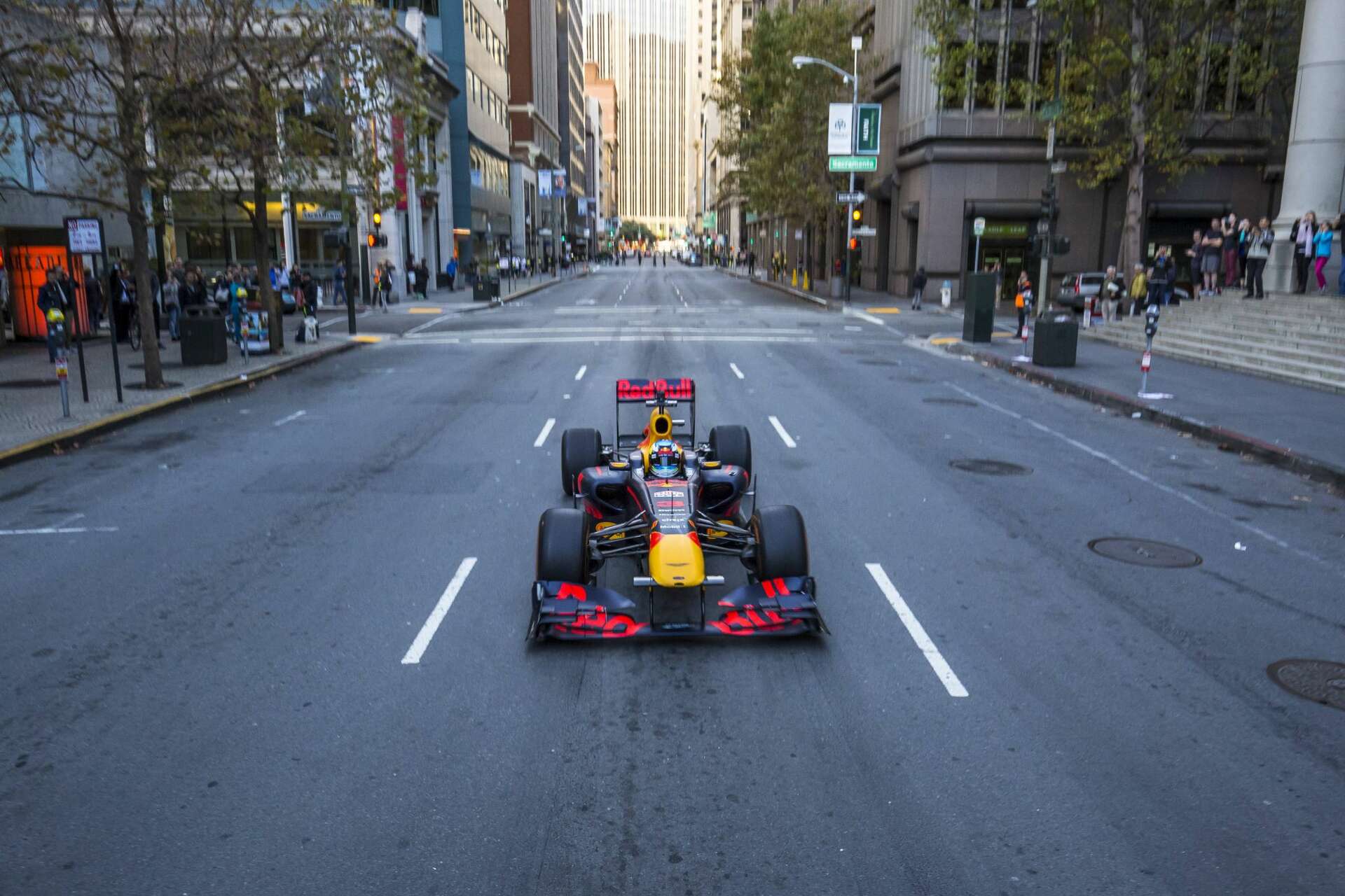 Formula 1 car races through SF, takes pit stop on Bay Bridge