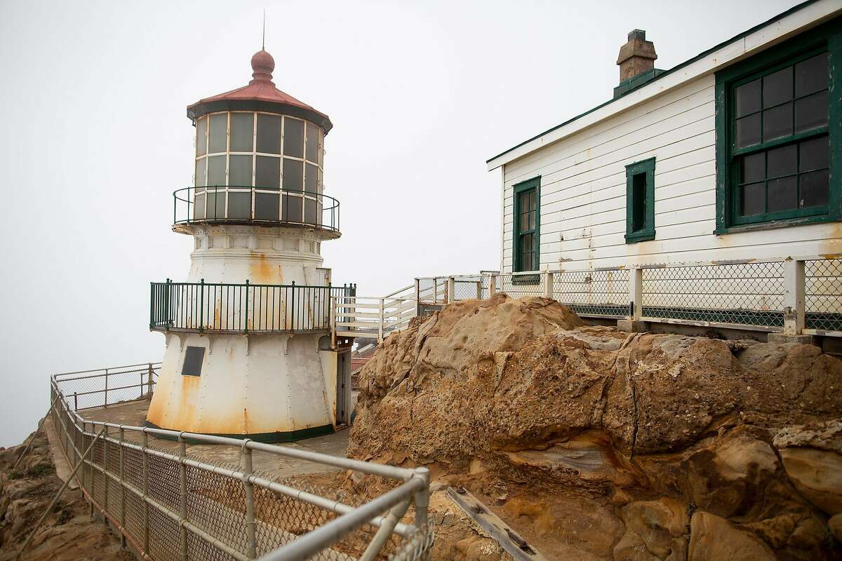 Before-&-after photos show Point Reyes Lighthouse's glorious restoration