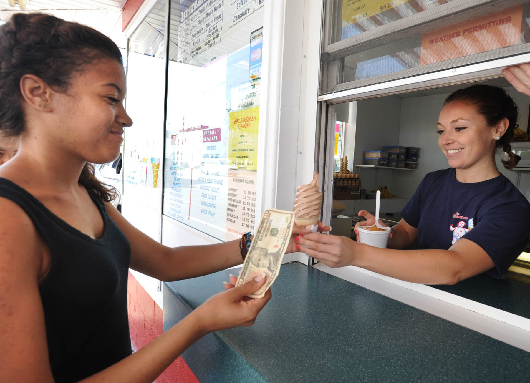 How to maximize summer job money