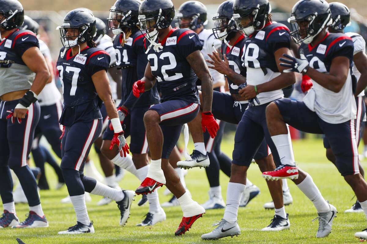 Texans' Tyrann Mathieu on new helmet rule: 'Hopefully, it doesn't take ...