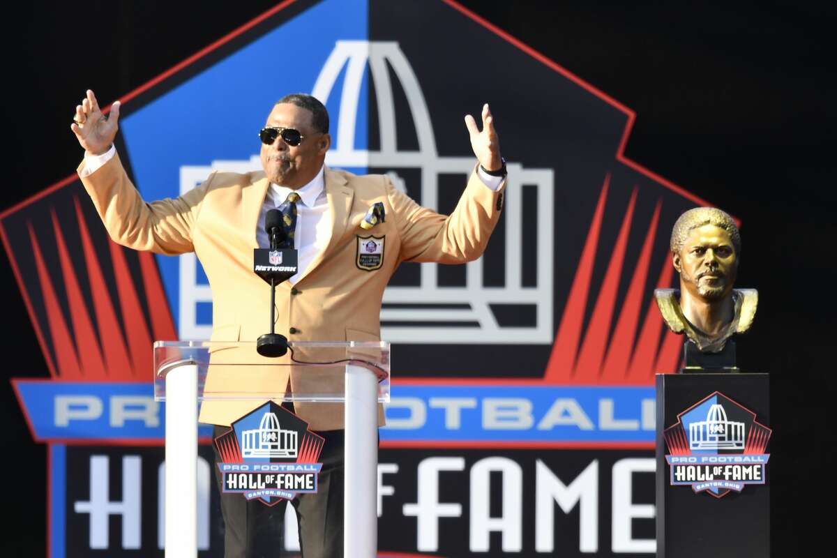 Former Oilers great Robert Brazile inducted into Pro Football Hall of Fame