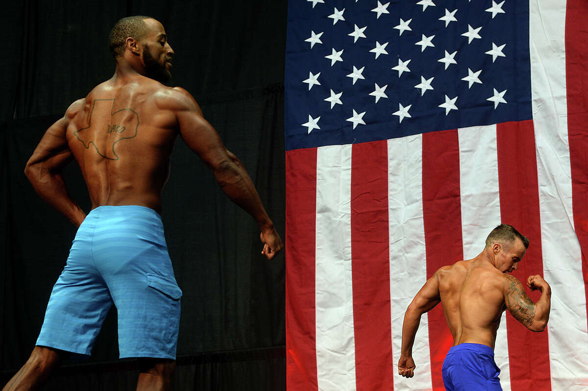 Photos: Bodybuilders show their strengths at Global Championships