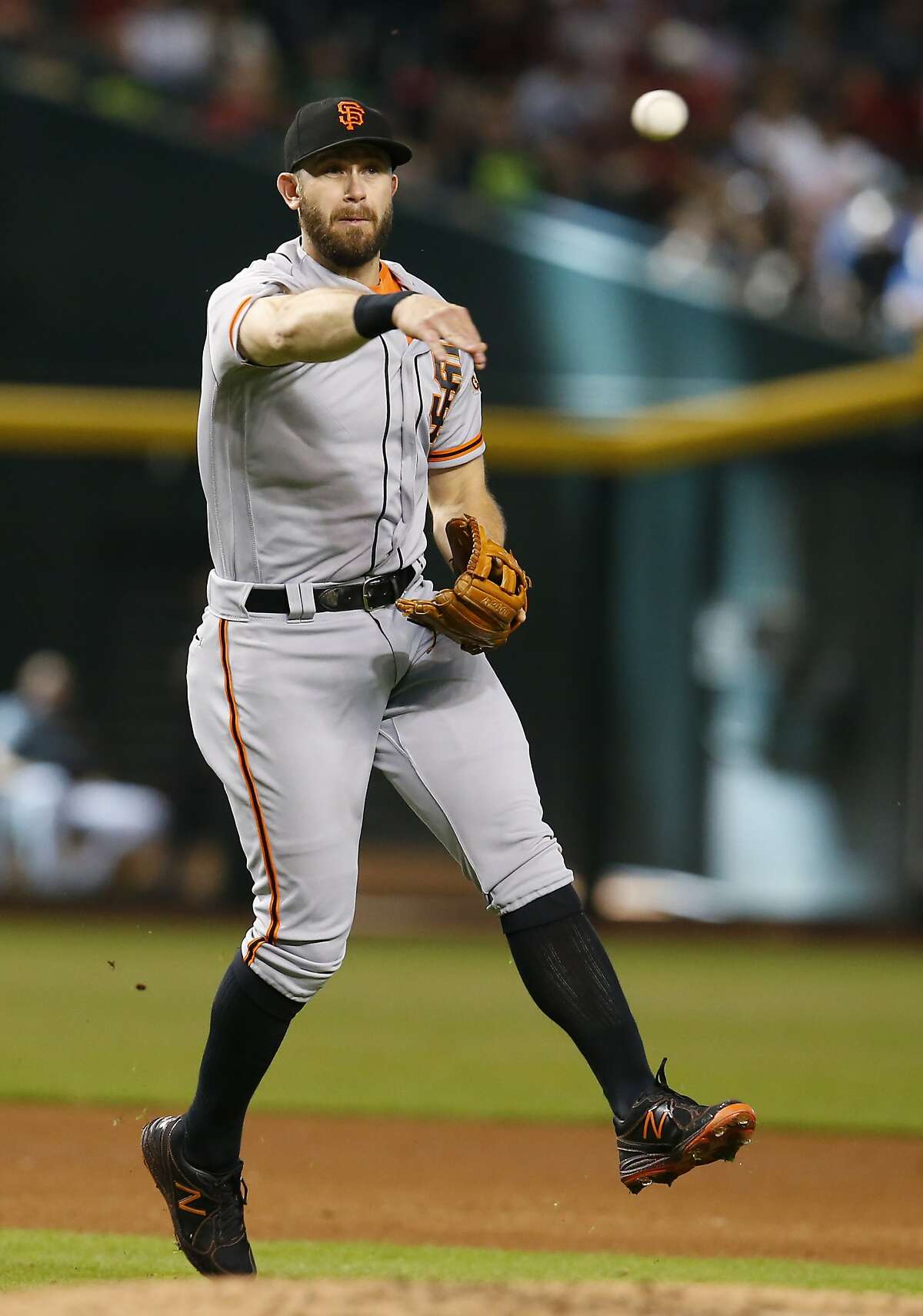 Giants get key win against Diamondbacks on Evan Longoria homer