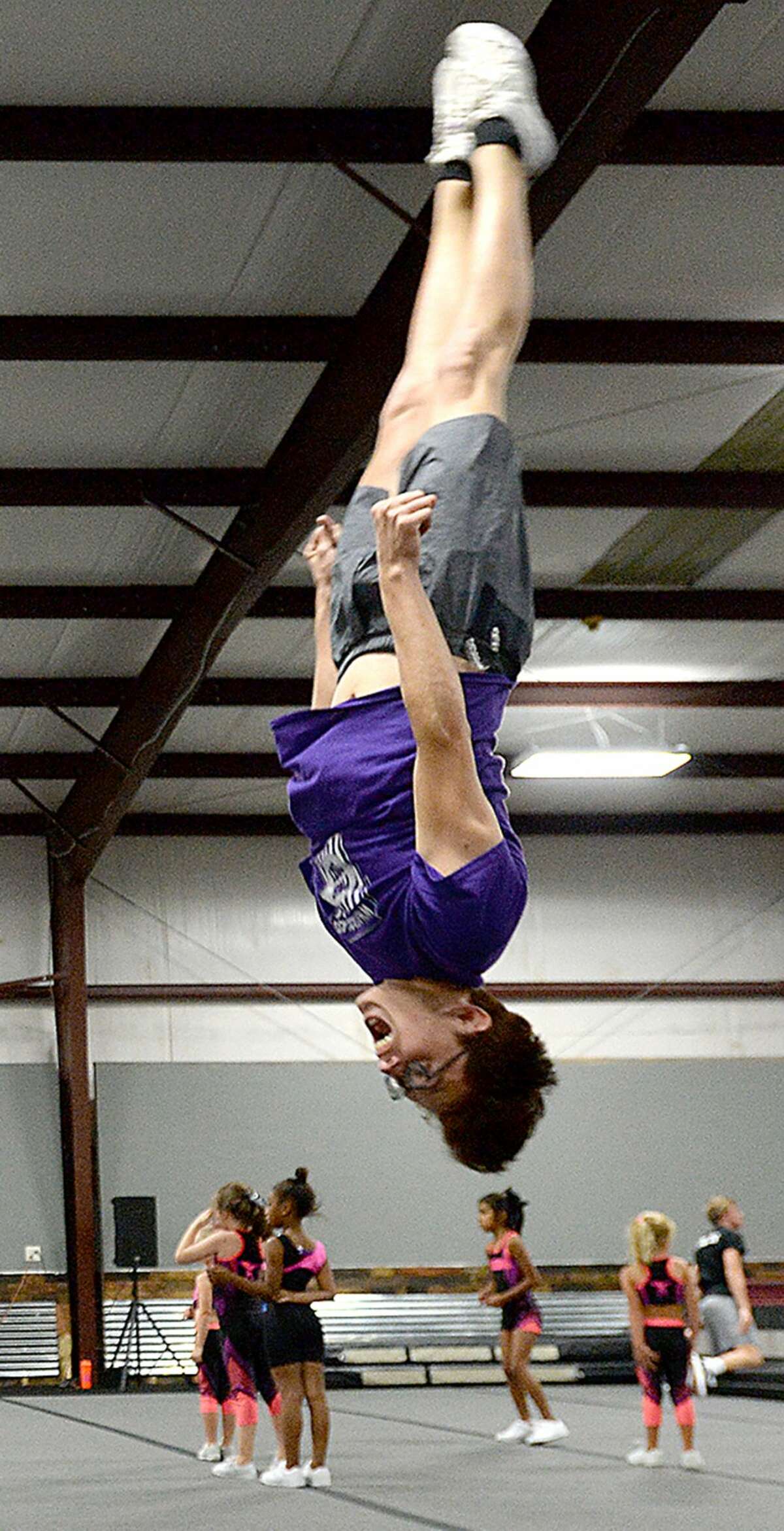 Number of male cheerleaders growing, but slowly