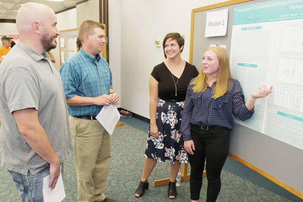 REU Symposium showcases student research at SIUE