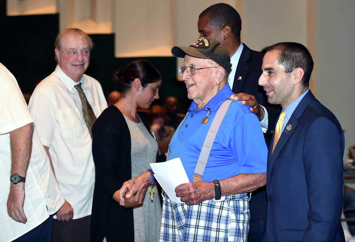 Hamden veterans recognized for wartime service