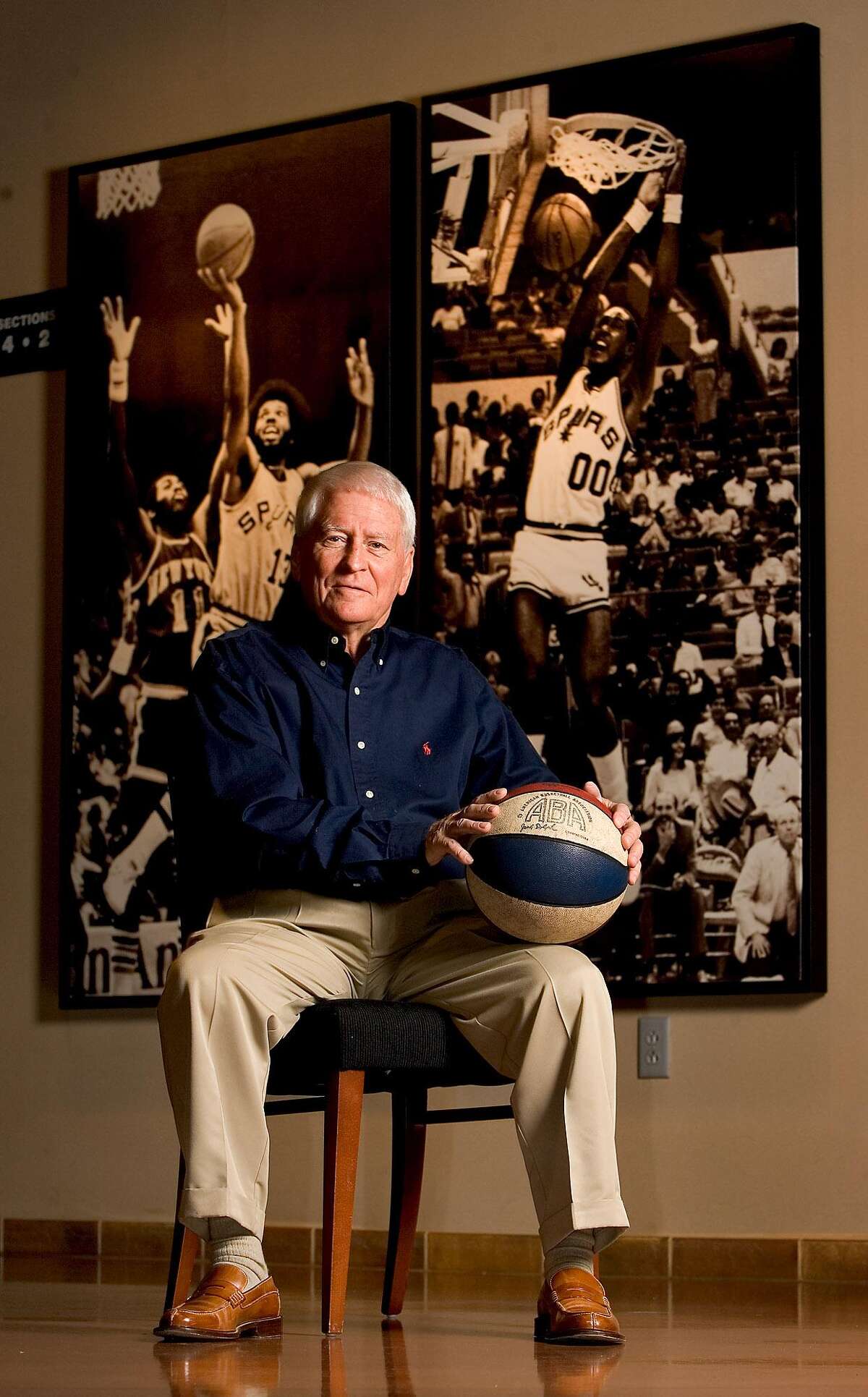 Former Spurs GM Bob Bass dies after series of strokes