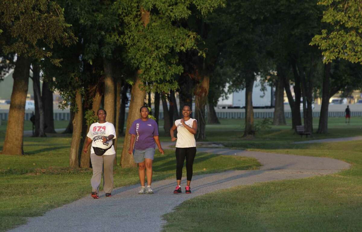 Hunting Bayou hike and bike trails near Kashmere Gardens one step ...