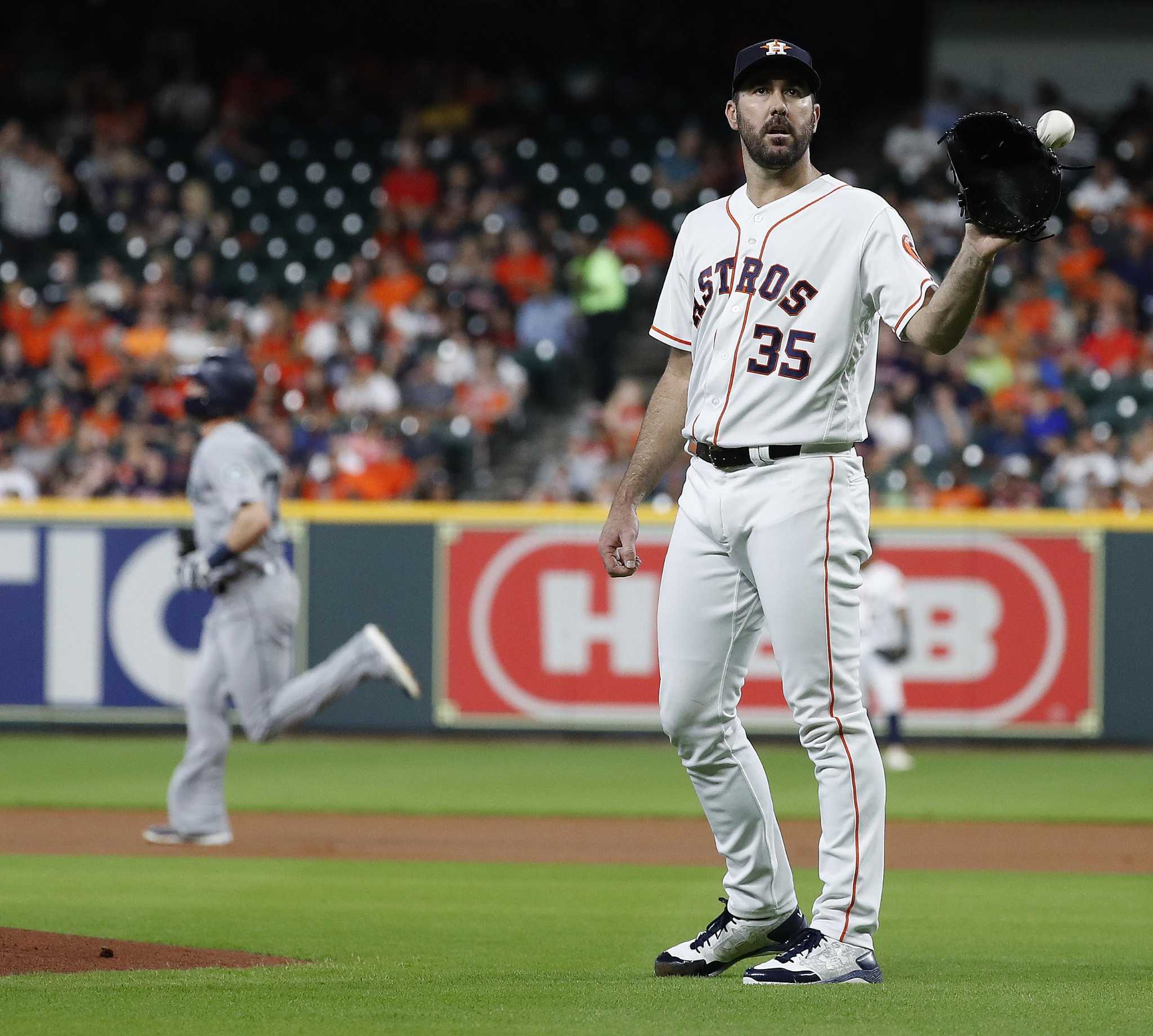 Ejected without knowing it, Justin Verlander perplexed after odd drubbing
