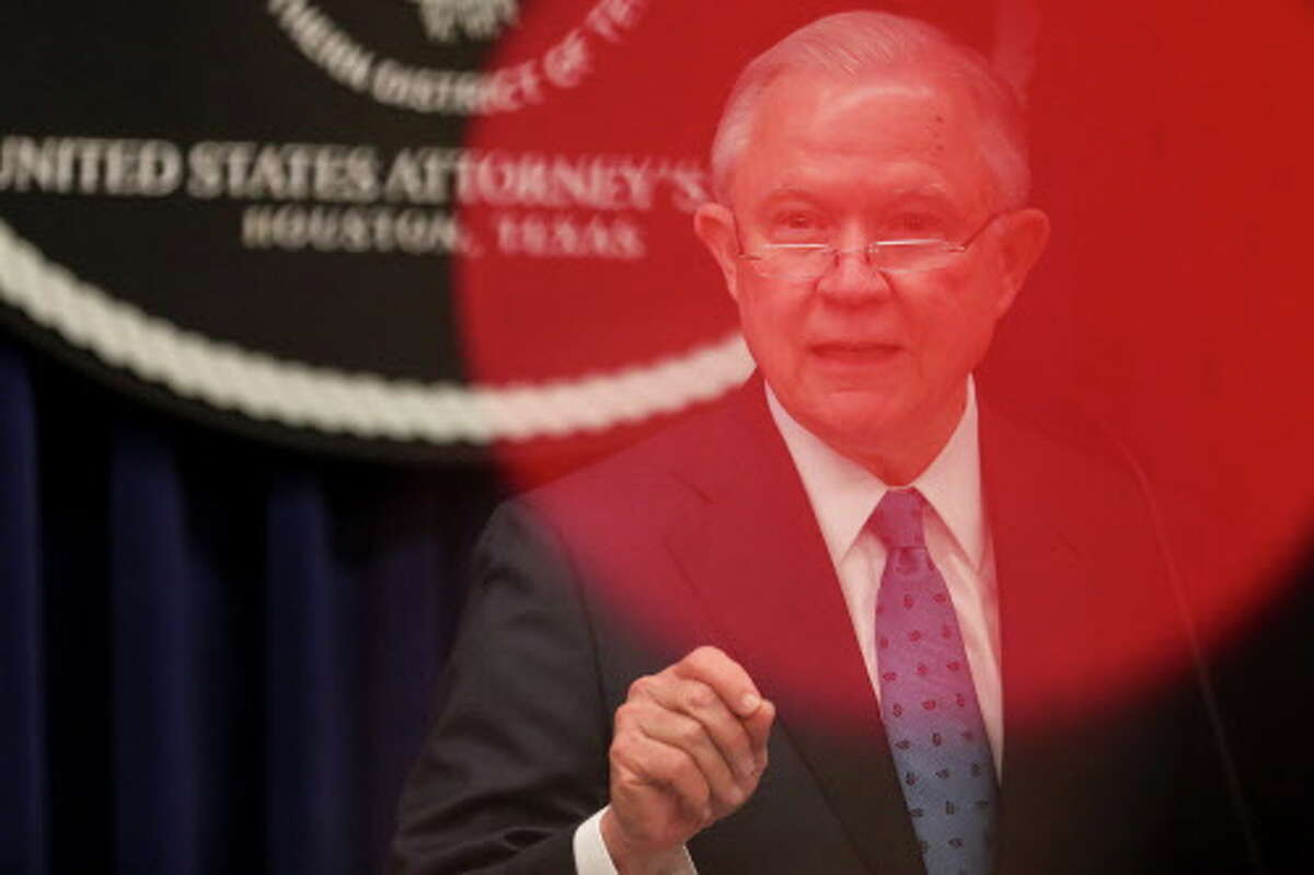 AG Jeff Sessions has breakfast at Houston mainstay La Mexicana before ...