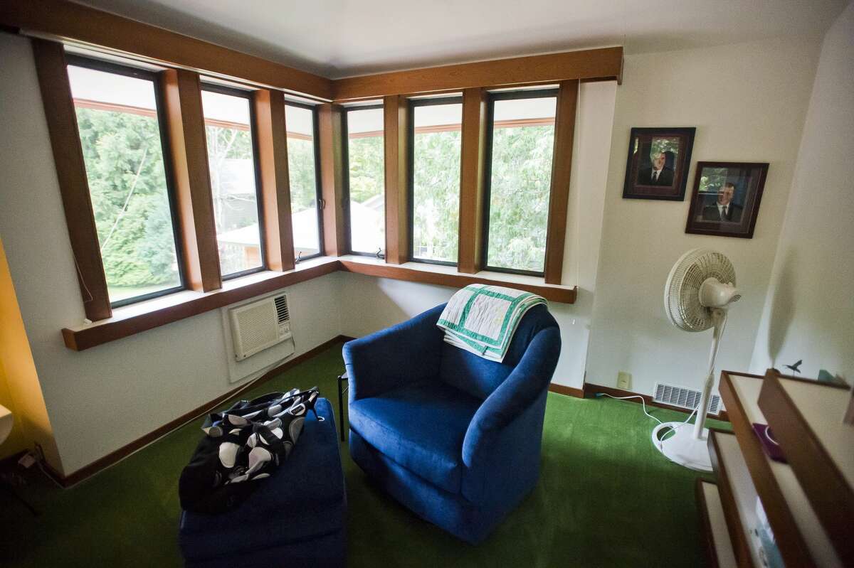 Look inside early Alden B. Dow-designed home