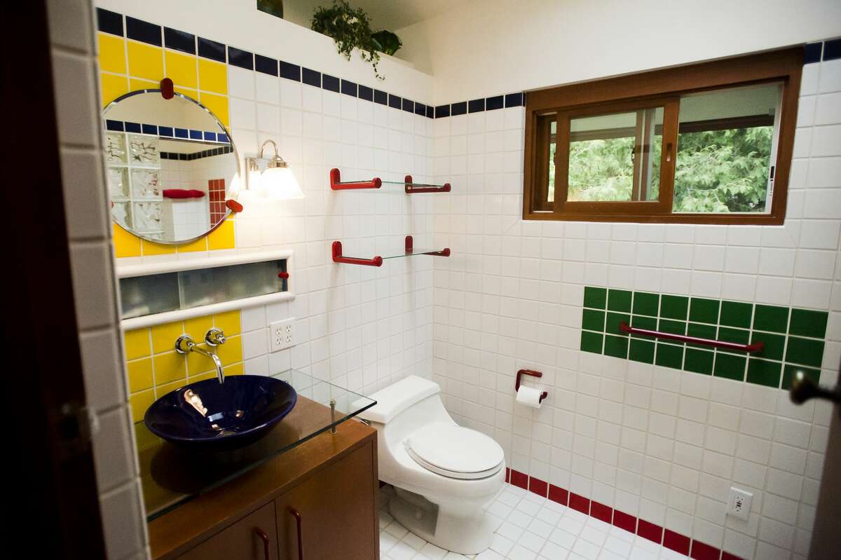 Look inside early Alden B. Dow-designed home