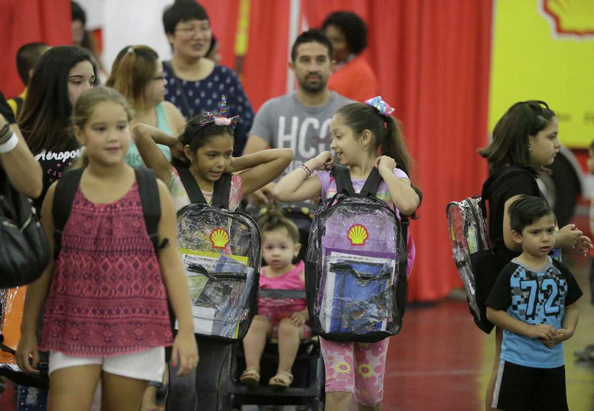 25,000 turn out to Houston Back-to-School fest