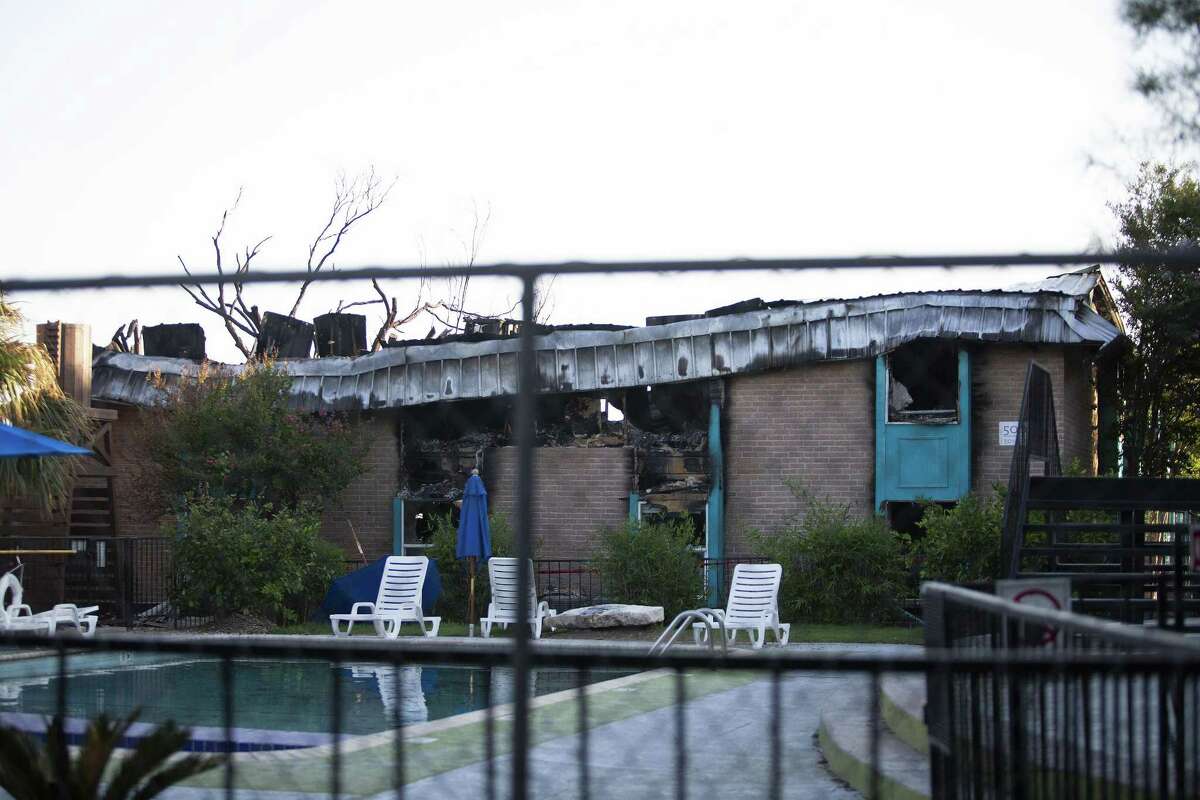 Investigators retrace path of deadly San Marcos fire