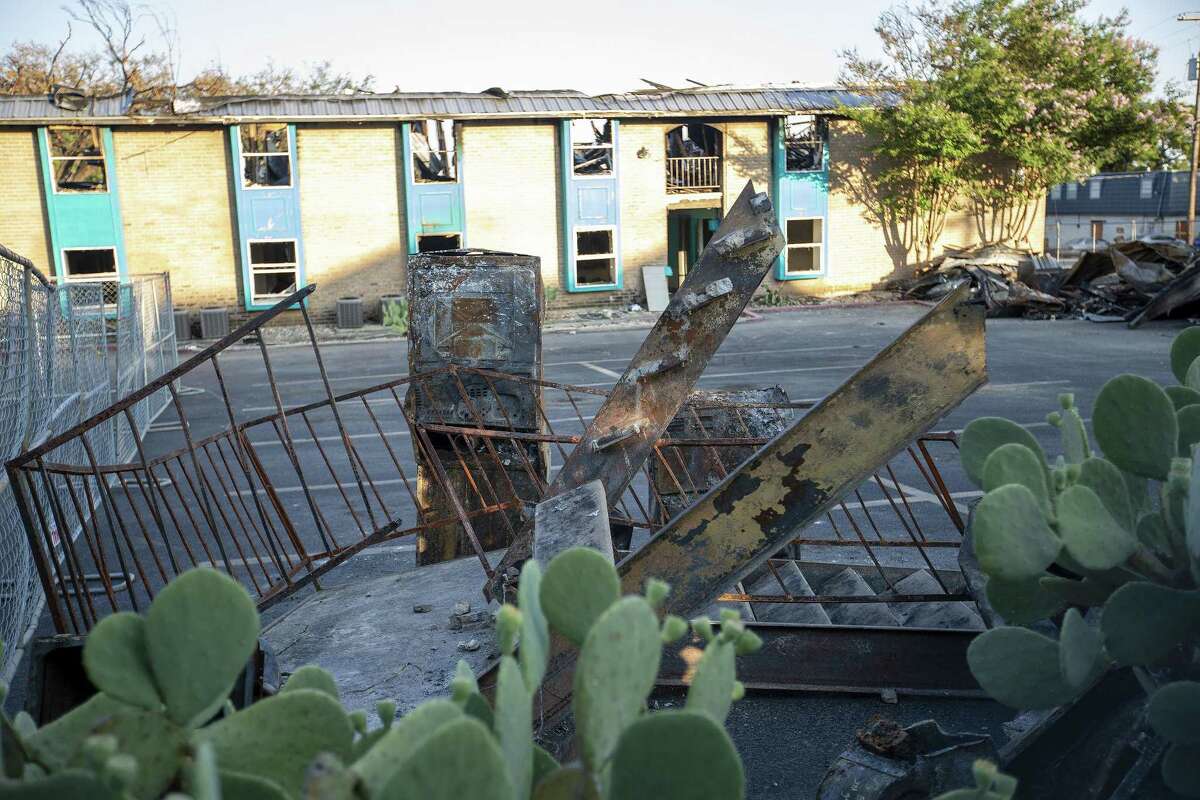 Investigators retrace path of deadly San Marcos fire