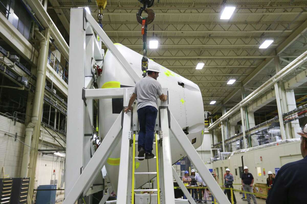 NASA’s Orion spacecraft test module passes weight test, headed to Ohio ...