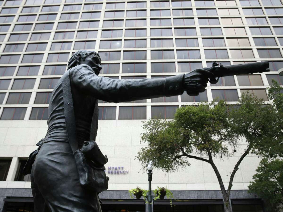 Alamo plan could help or hurt Losoya Street
