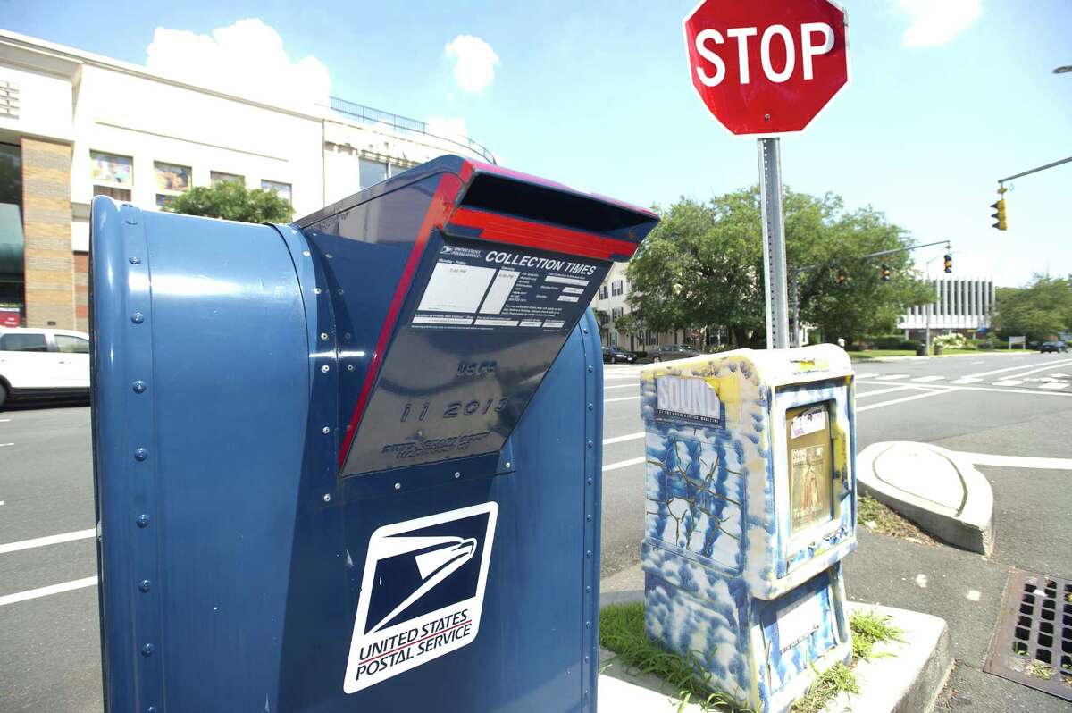 Thieves angling for envelopes in U.S. mailboxes