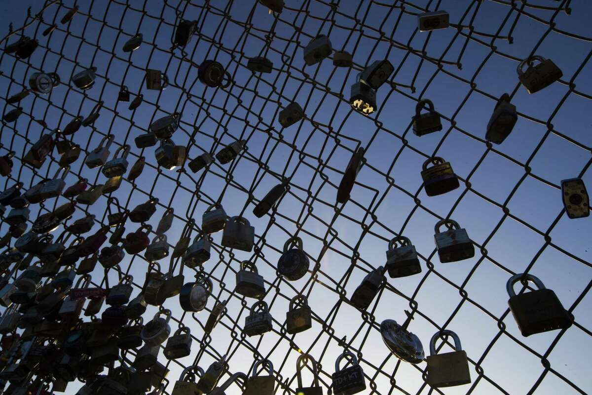 Love locks were a nuisance in Paris, but in Houston they’re a sweet touch